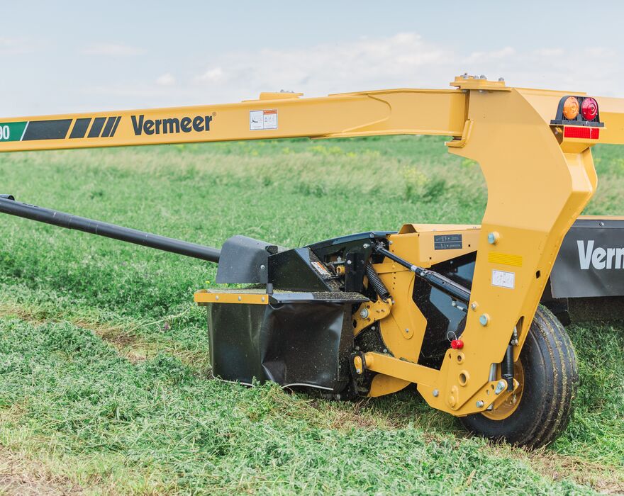Exploring the robust lineup of forage mowers offered by Vermeer | Makin ...