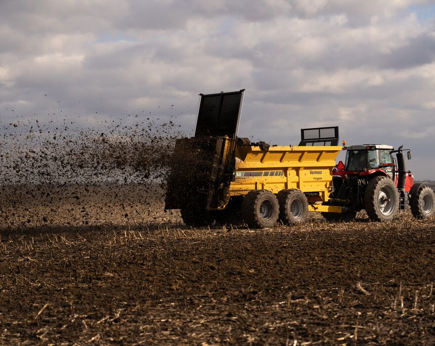 Benefits of using a manure spreader for livestock waste